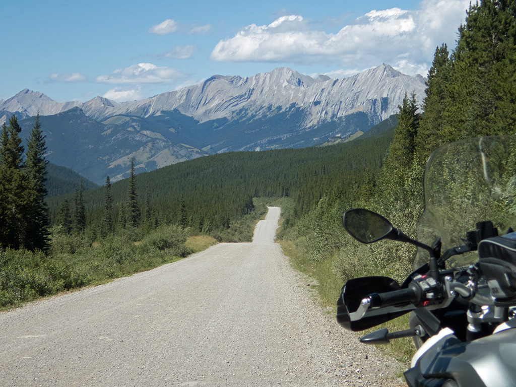 Alberta Forestry Trunk Road - Ride Tales - BMWSportTouring
